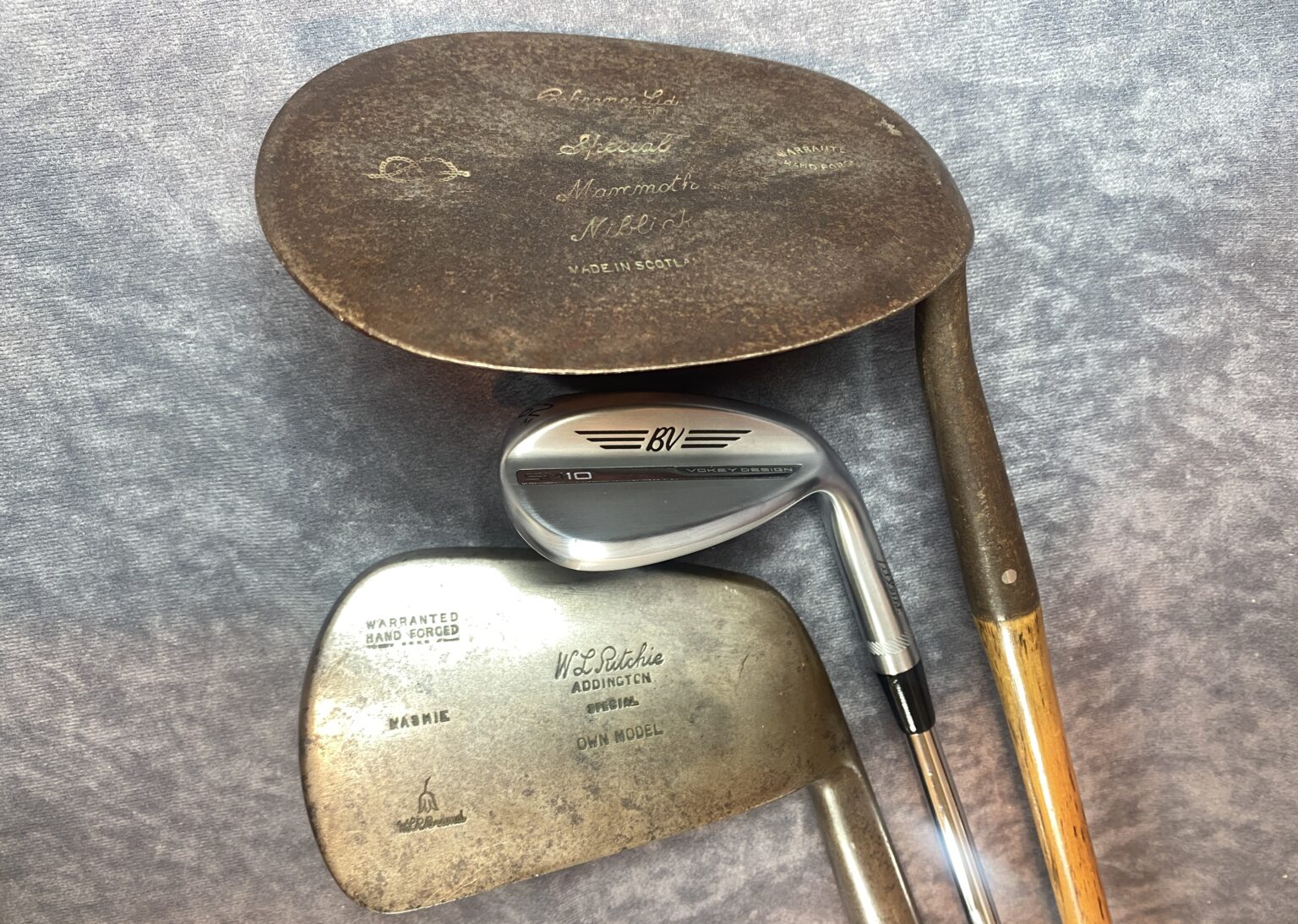 Giant hickory Golf Clubs: the Super-giants (GHS Virtual Museum) - Golf ...